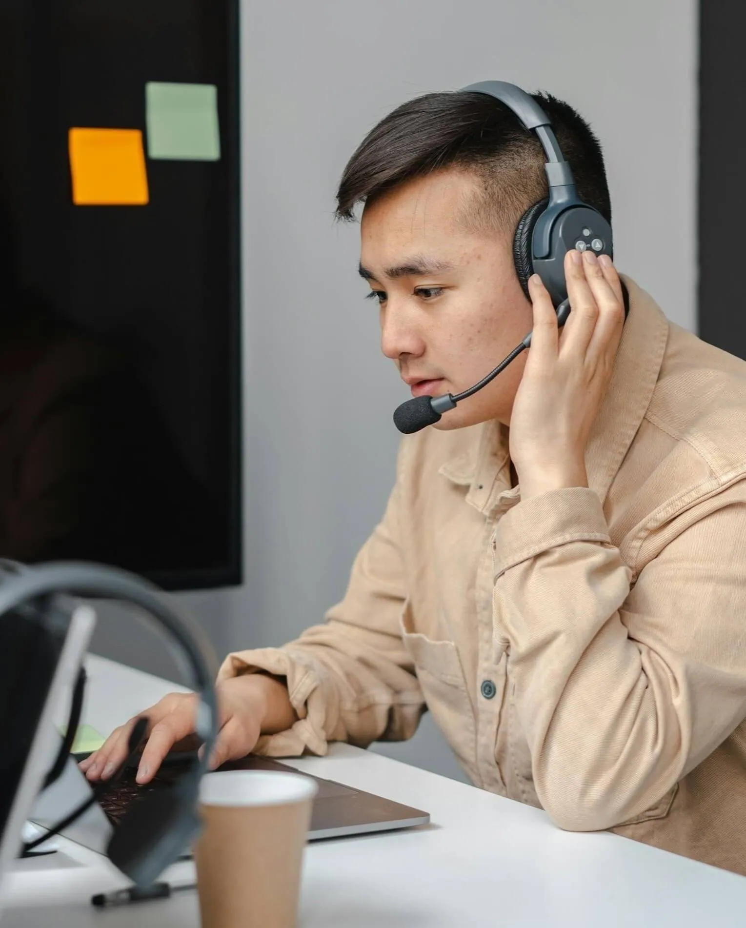 Dialbridge BPO | Customer service outsourcing solutions